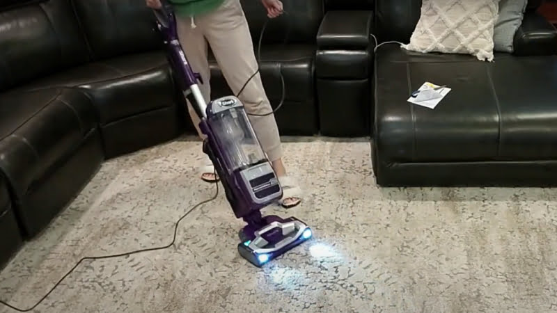 Shark NV360 vs NV586: Which Vacuum Is Better?