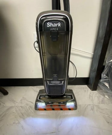Honest Review: Shark UV700 vs AZ1002 - 5 Major Differences!