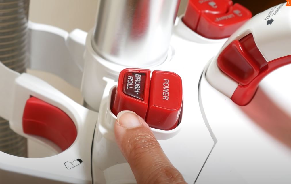 Shark NV501 vs AZ2002: Which Should Be Your Next Vacuum