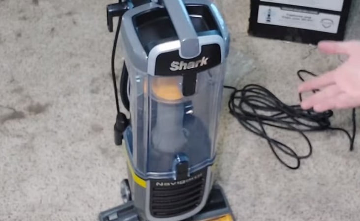 Shark ZU51 Vs ZU62 Complete Comparison: Which Is Better?