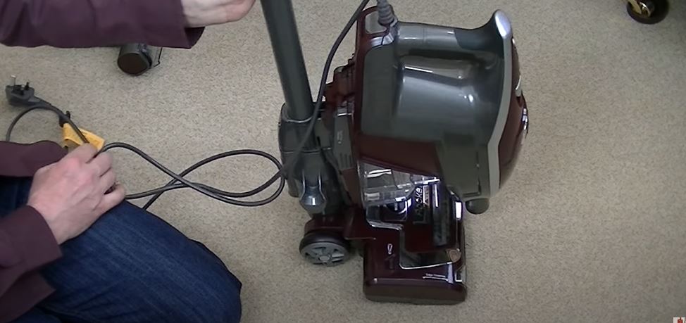 Shark HV320 Vs HV322: Full Reviews and Comparison