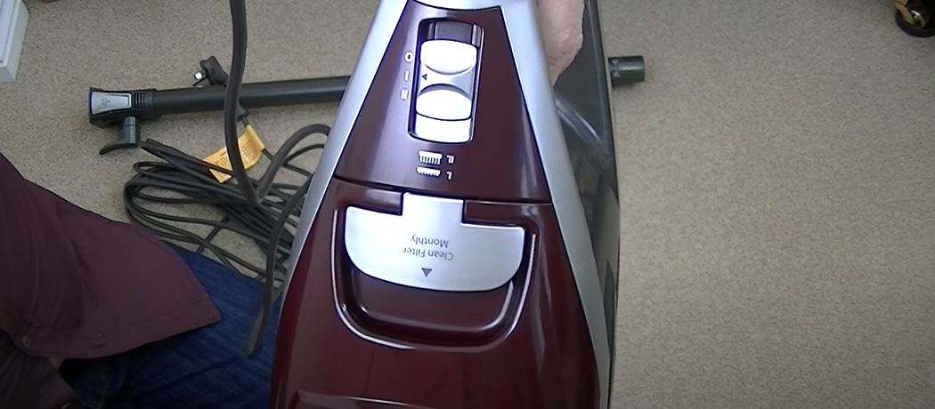 Shark HV320 Vs HV322: Full Reviews and Comparison